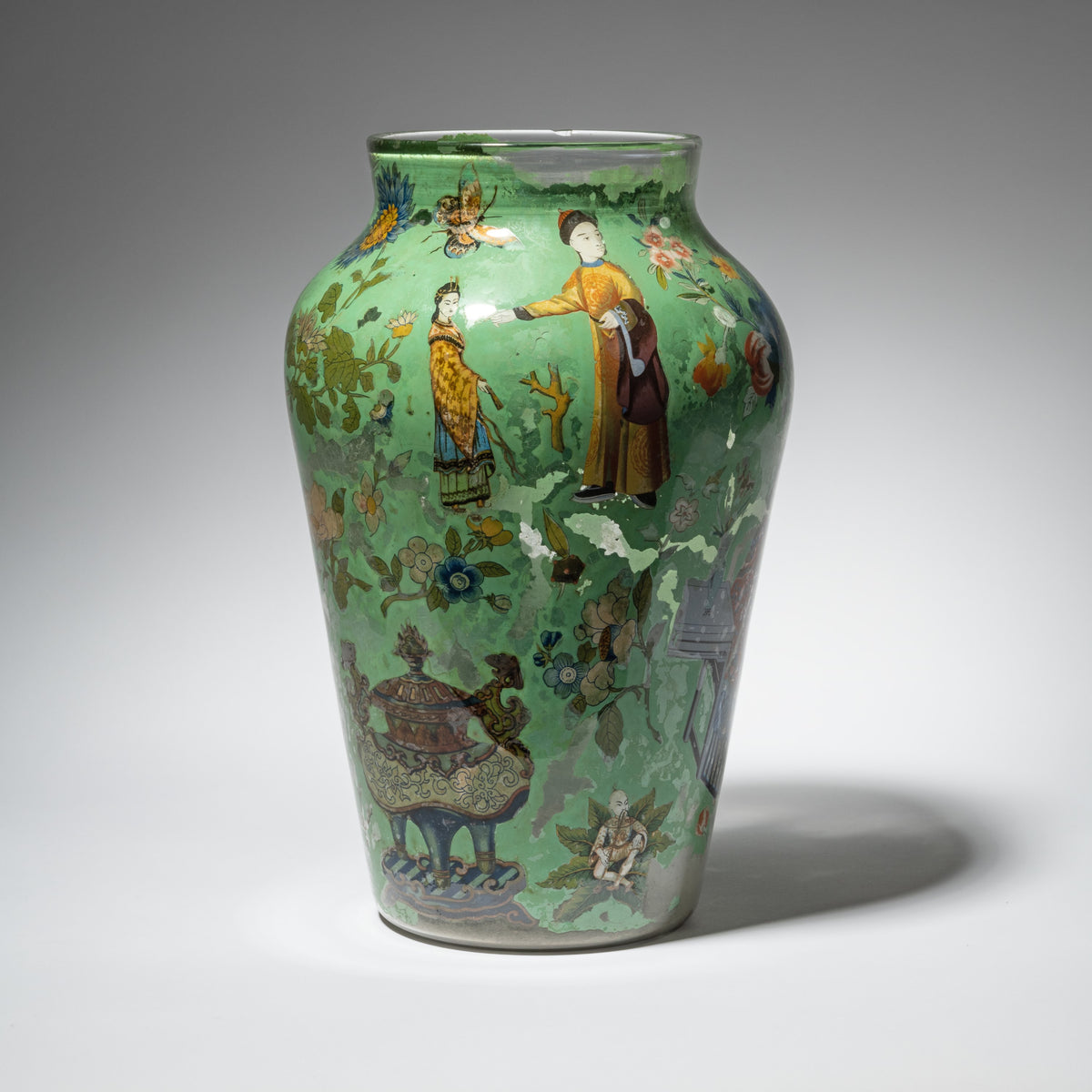 A Nineteenth Century Decalcomania Glass Vase – Reindeer Antiques